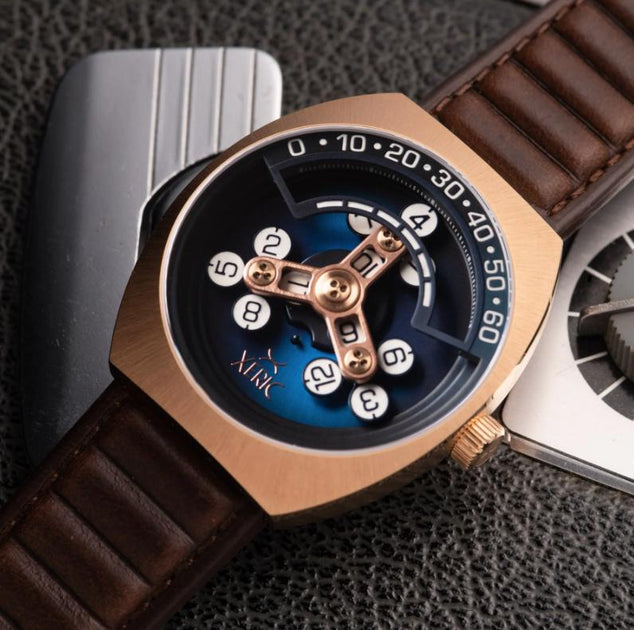 Wandering Hour | Watches.com