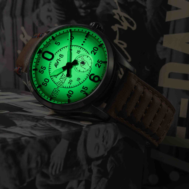 AVI-8 Spitfire Type 300 Automatic VE-Day 80th Valour Canvas Limited ...