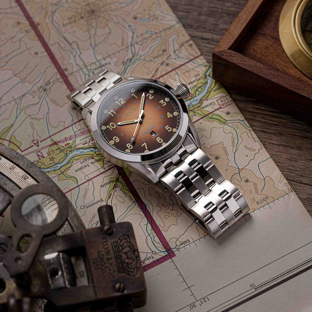 Recta Cavalier 3 Hands Date Brown | Watches.com