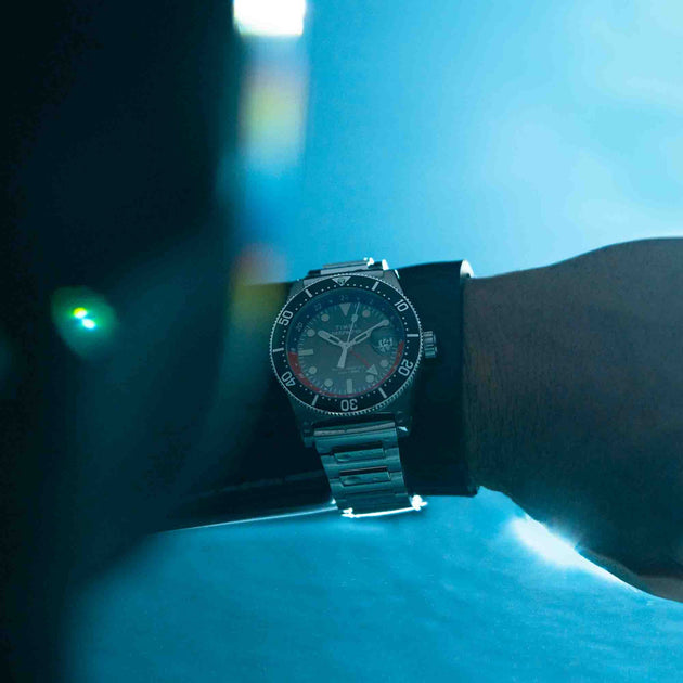 Timex Deepwater Reef 200 GMT 40mm Black Red SS | Watches.com