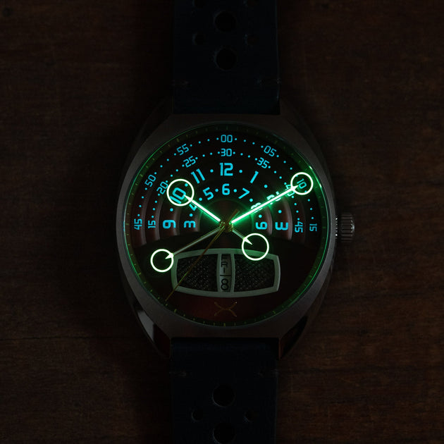 Xeric Halograph III Automatic Oxblood Blue | Xeric.com – Watches.com